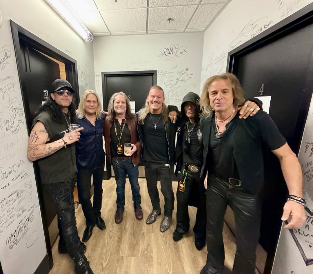 An Unforgettable Backstage Summit: When Rock Legends and the Master of ...